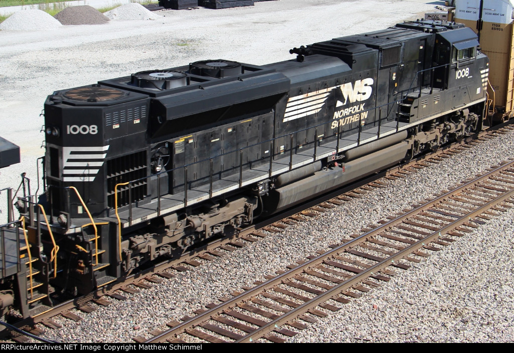 NS 1008